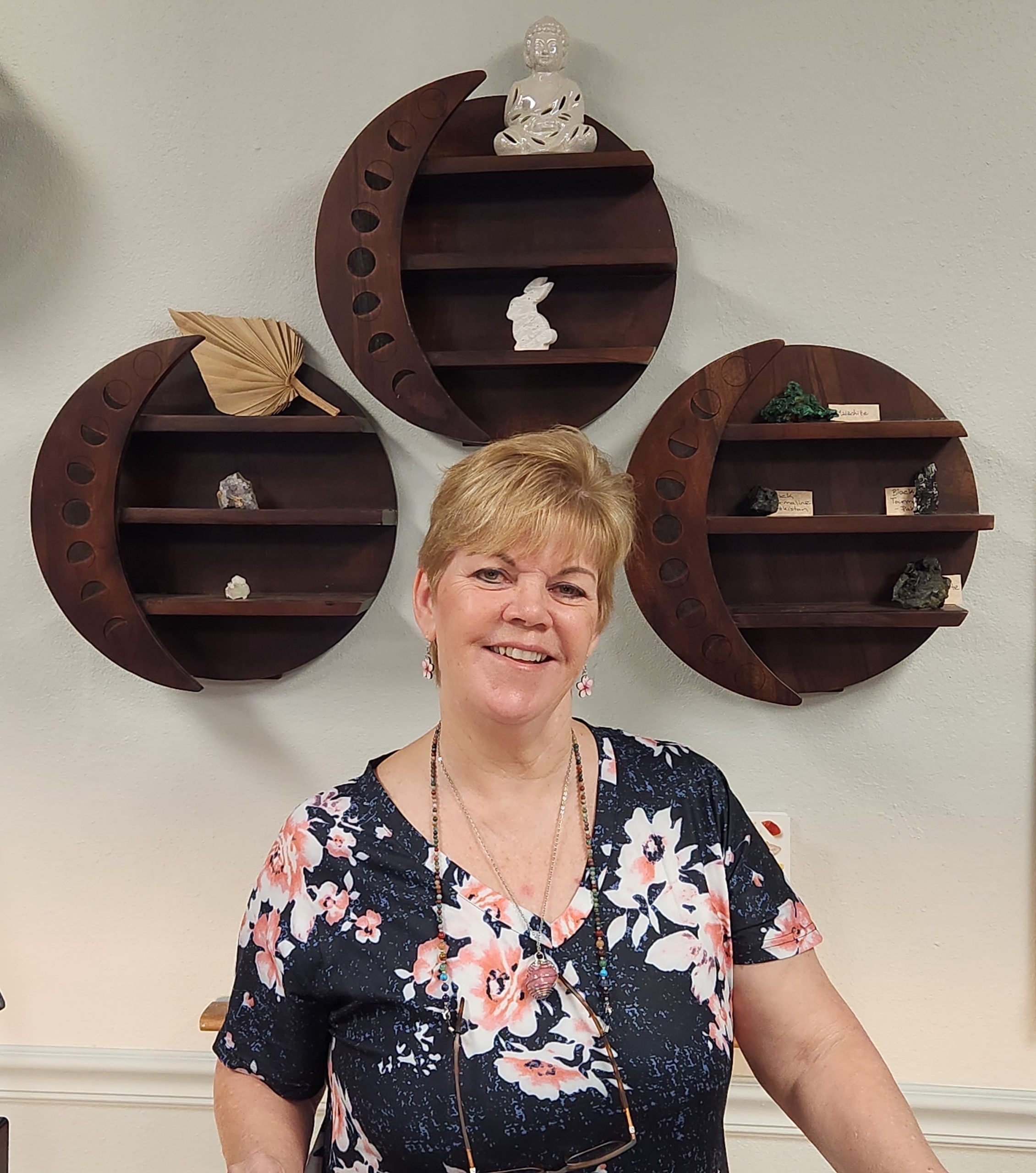 End-of-Life Doula Volunteer Meets People ‘Where They Are’ | Empath Health