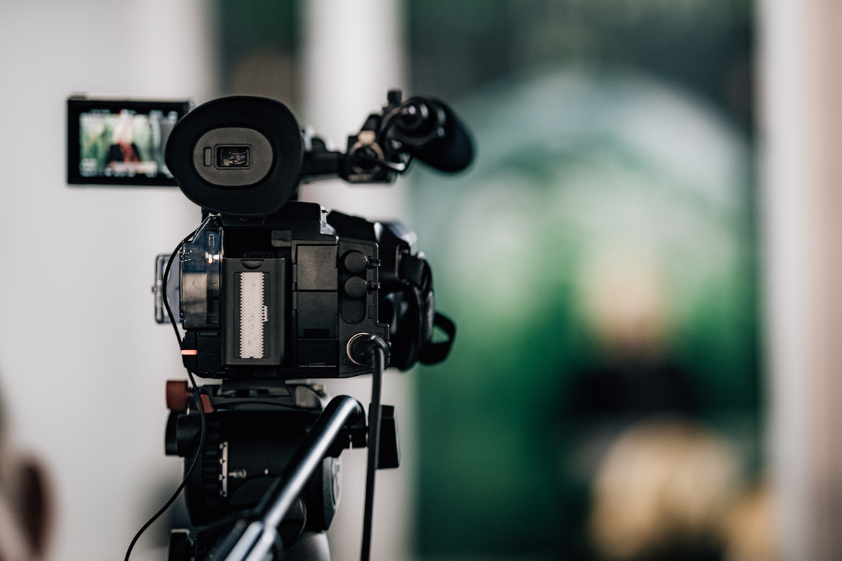 5 Essential Tips for Storing Your Professional Camera Gear