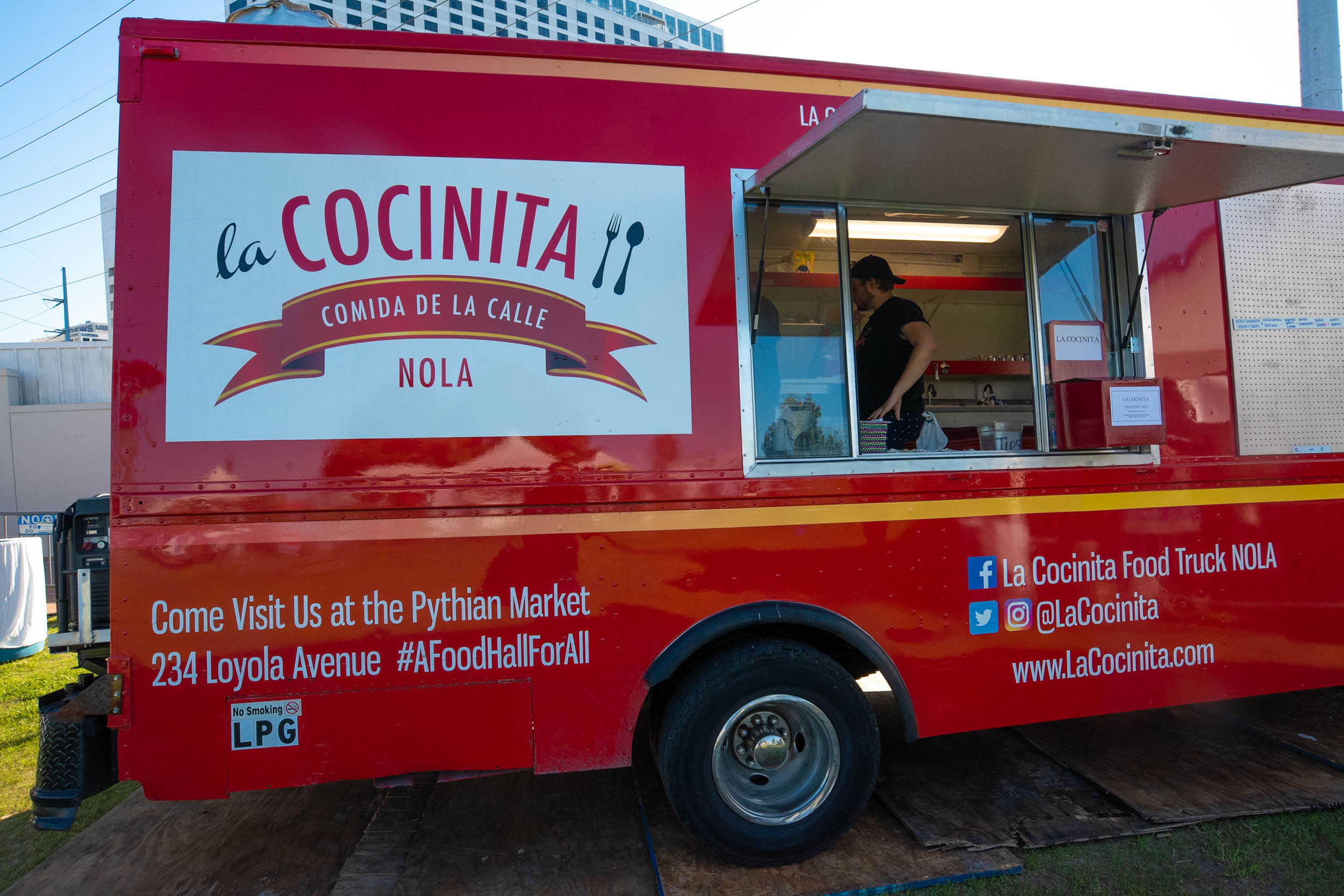 Top 10 Local Food Trucks To Visit for National Food Truck Day | Where Y ...