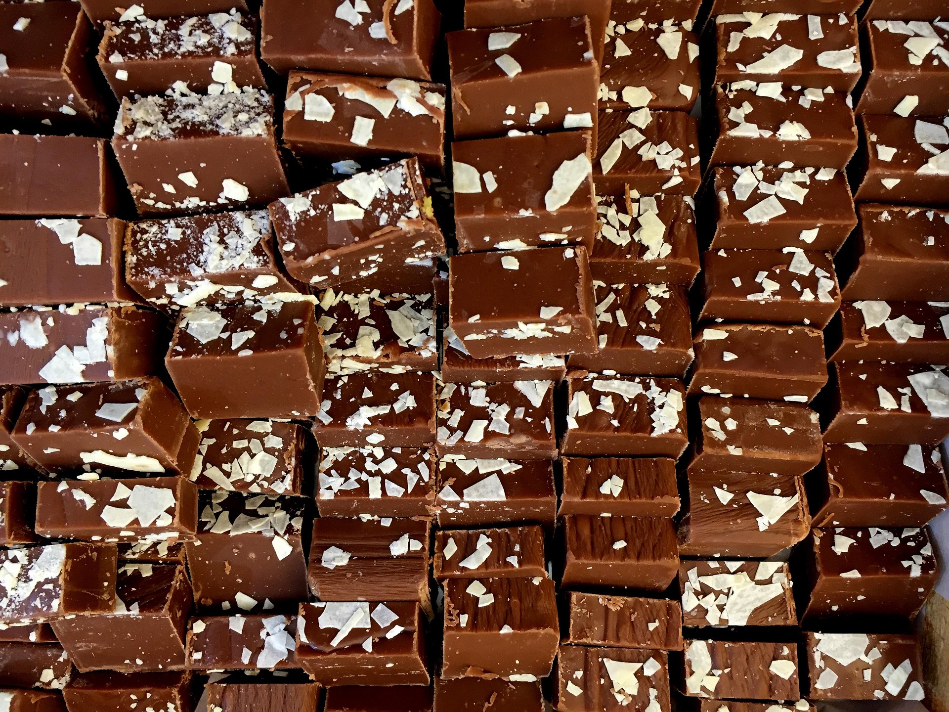 10 Best Places to Get Fudge for National Fudge Day in & Near Greater ...